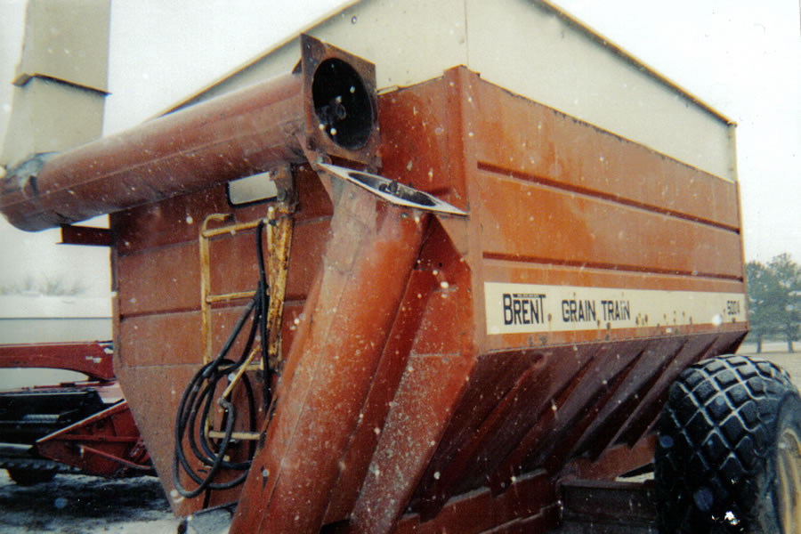 Brent Farm Equipment – A Leading Grain Cart Manufacturer